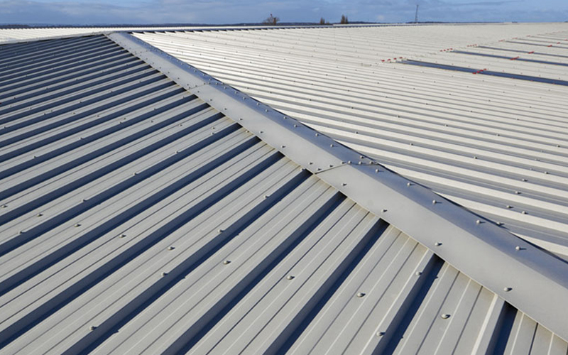 Panneaux Sandwich isolants de toiture QuadCore® trapézoïdal KS1000 RW