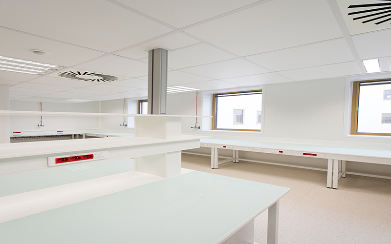 Dalle de plafond démontable Knauf Iso-Tone Hygiène